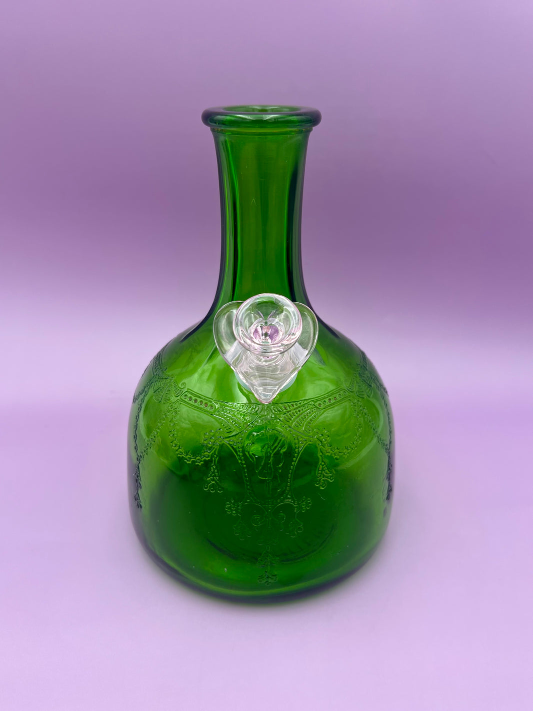 Pearl's Puff Parlor: Vintage Water Pipes & Smoking Accessories