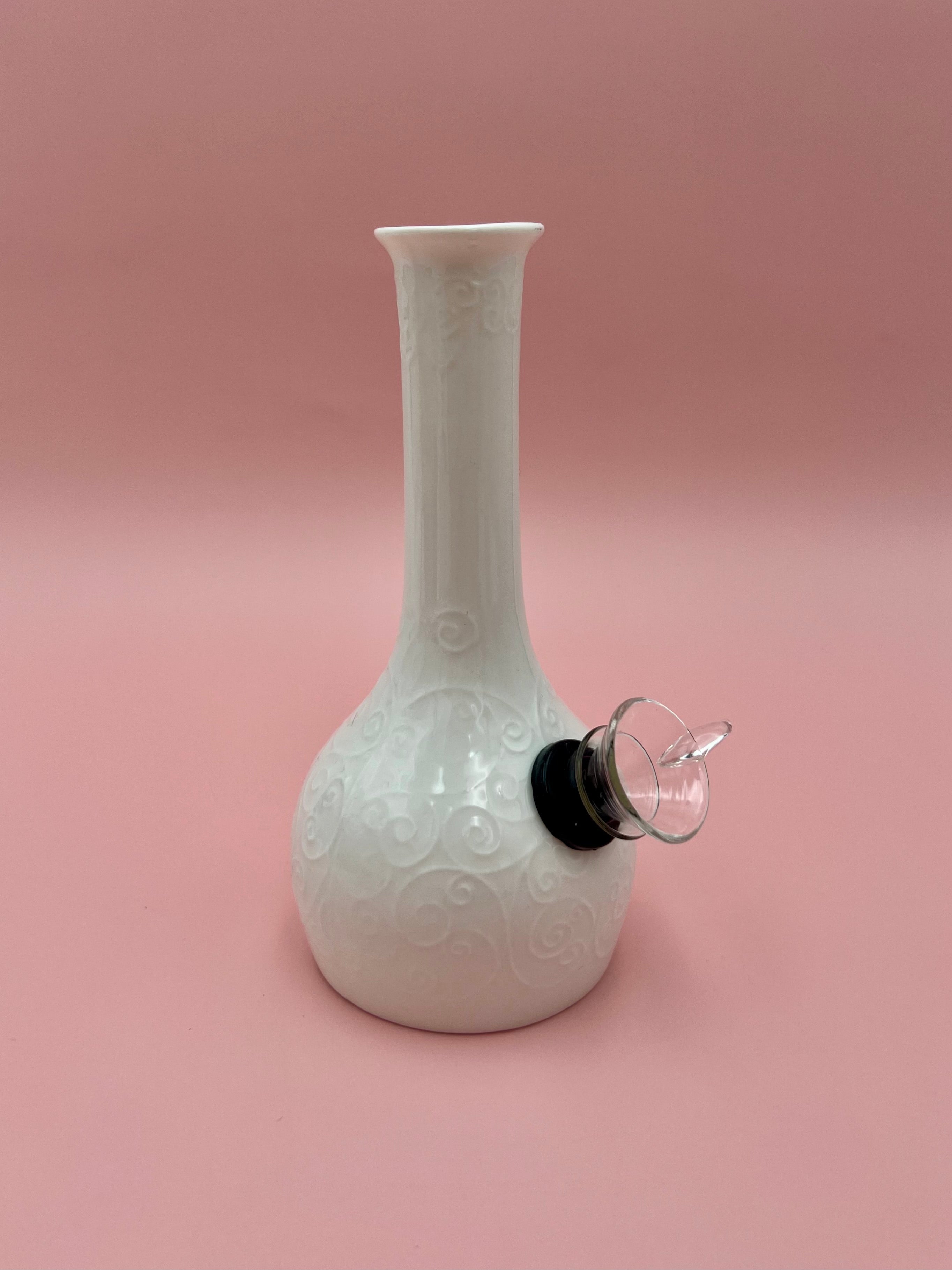 Petite Water Pipes – Pearl's Puff Parlor
