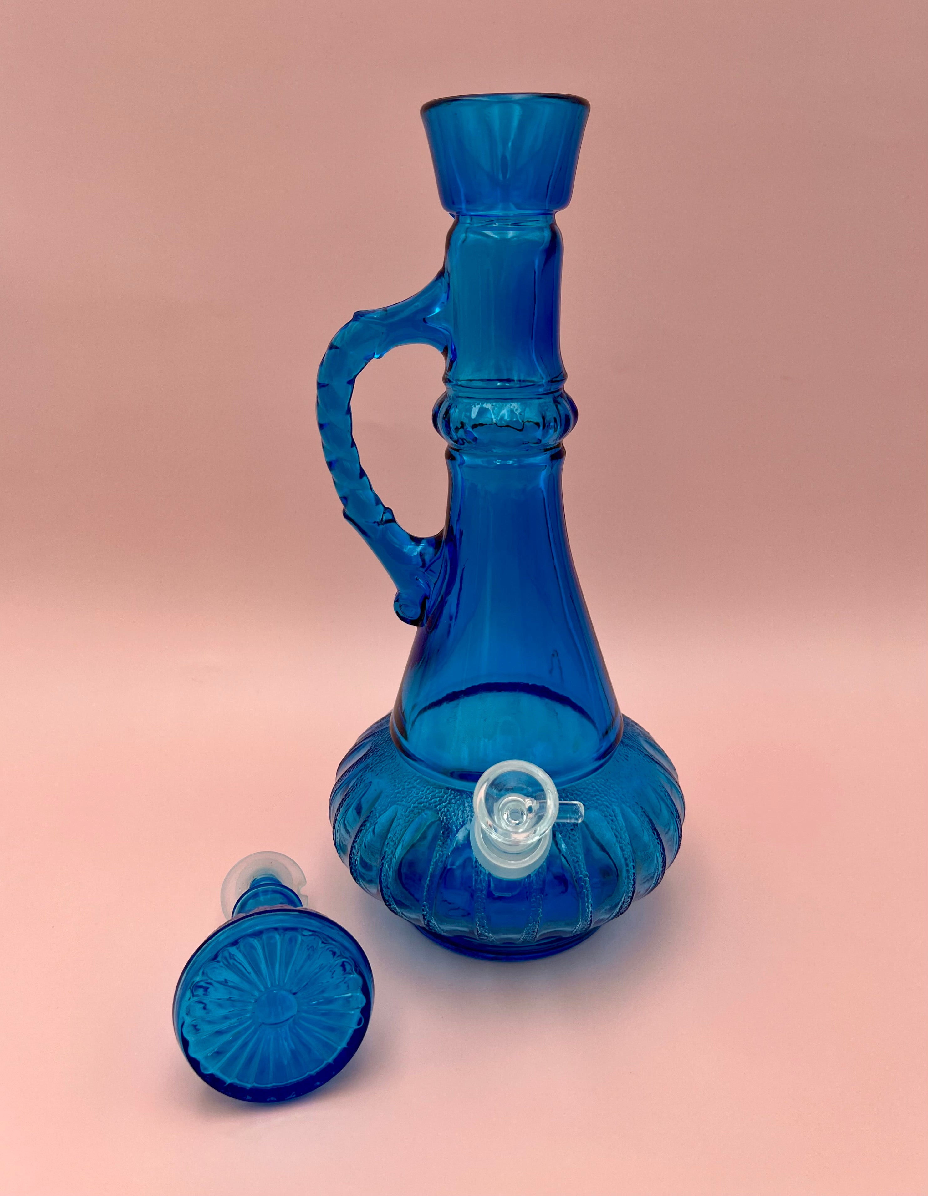 Pearl's Puff Parlor: Vintage Water Pipes & Smoking Accessories