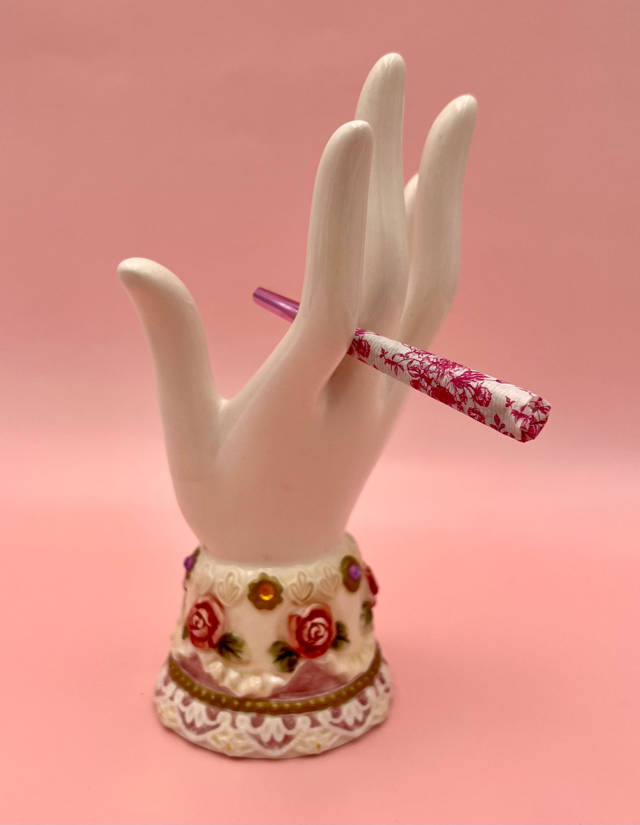 Pearl's Puff Parlor: Vintage Water Pipes & Smoking Accessories